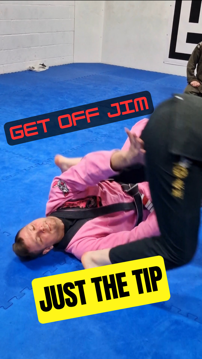 Escaping Knee on Belly the Easy way – Invisible Jiu Jitsu